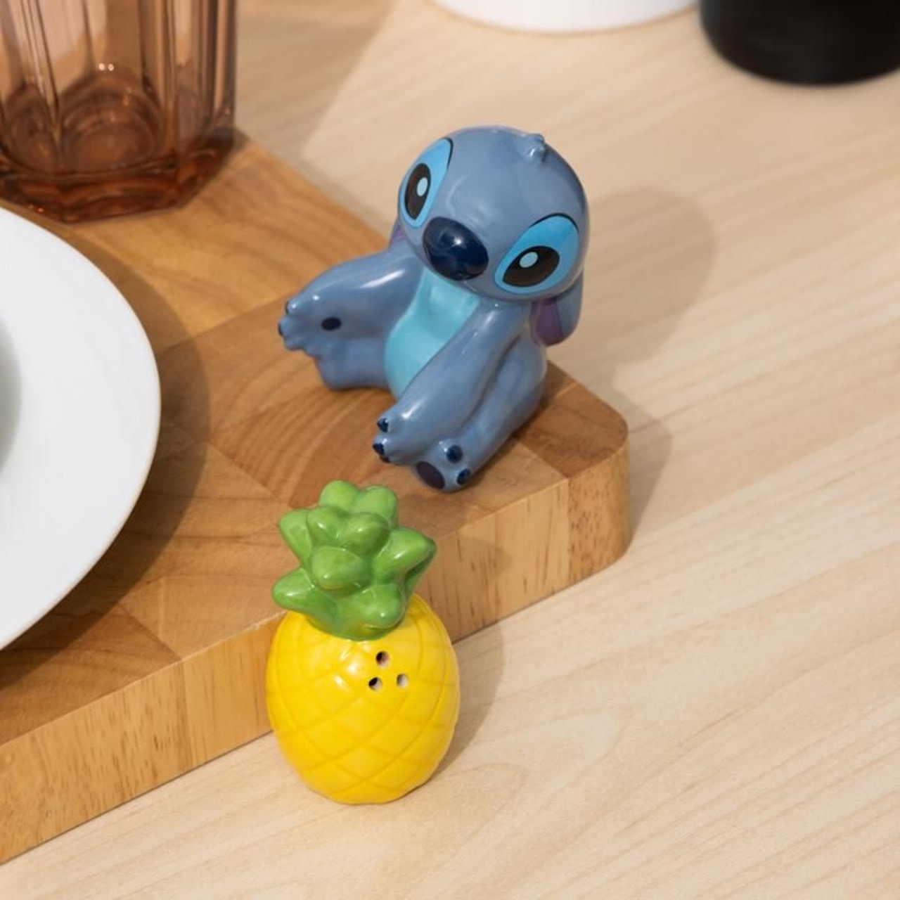 Stitch And Pineapple Lilo & Stitch Salt And Pepper Shakers ...
