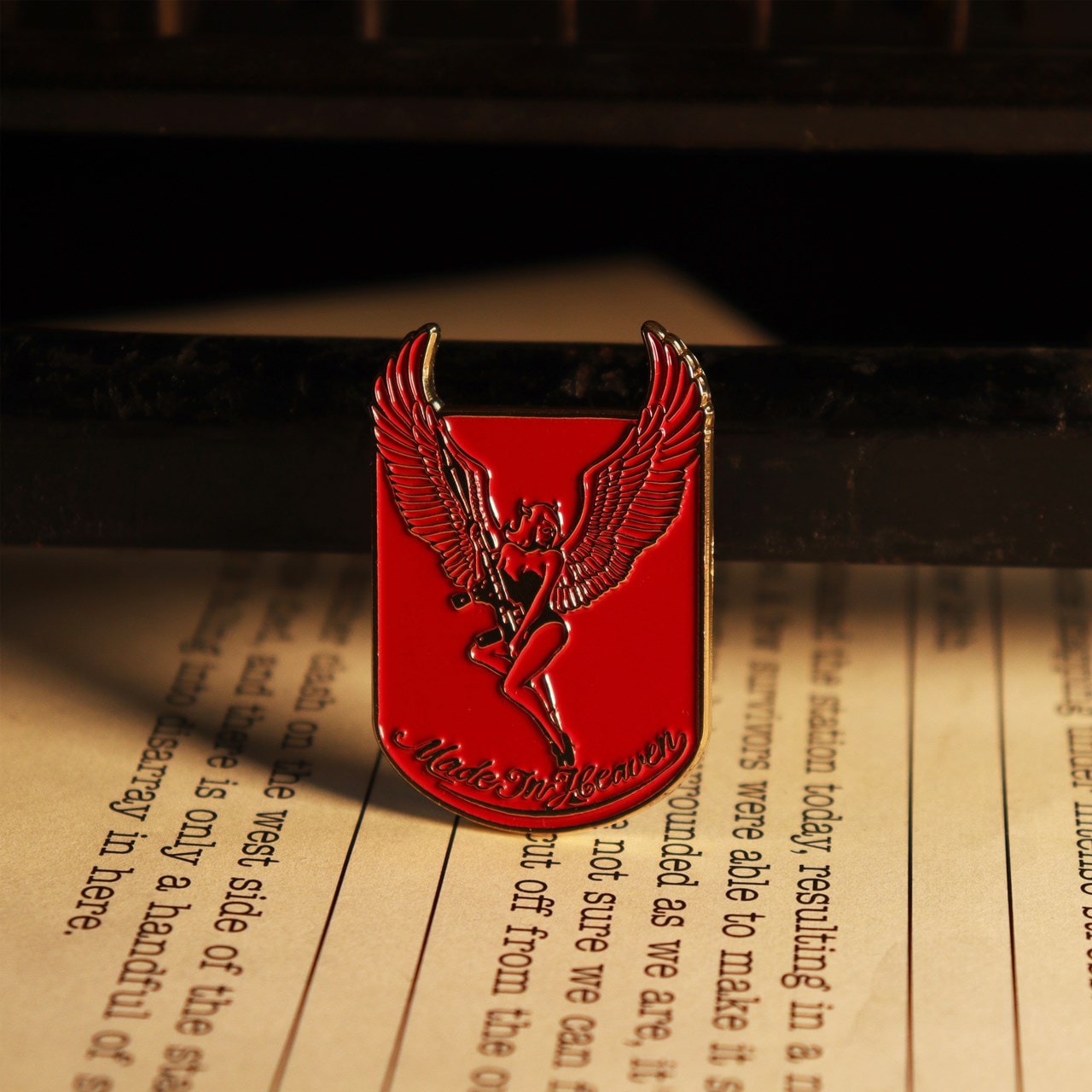 Resident Evil 2 25th Anniversary Pin | Pin Badge | Free shipping over £ ...