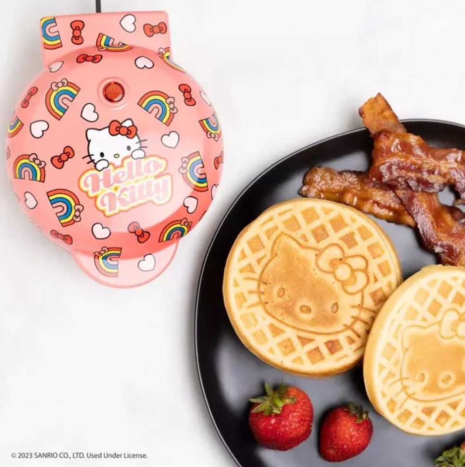 Mini Waffle Maker: Hello Kitty Uncanny Brands | Homeware | Free ...
